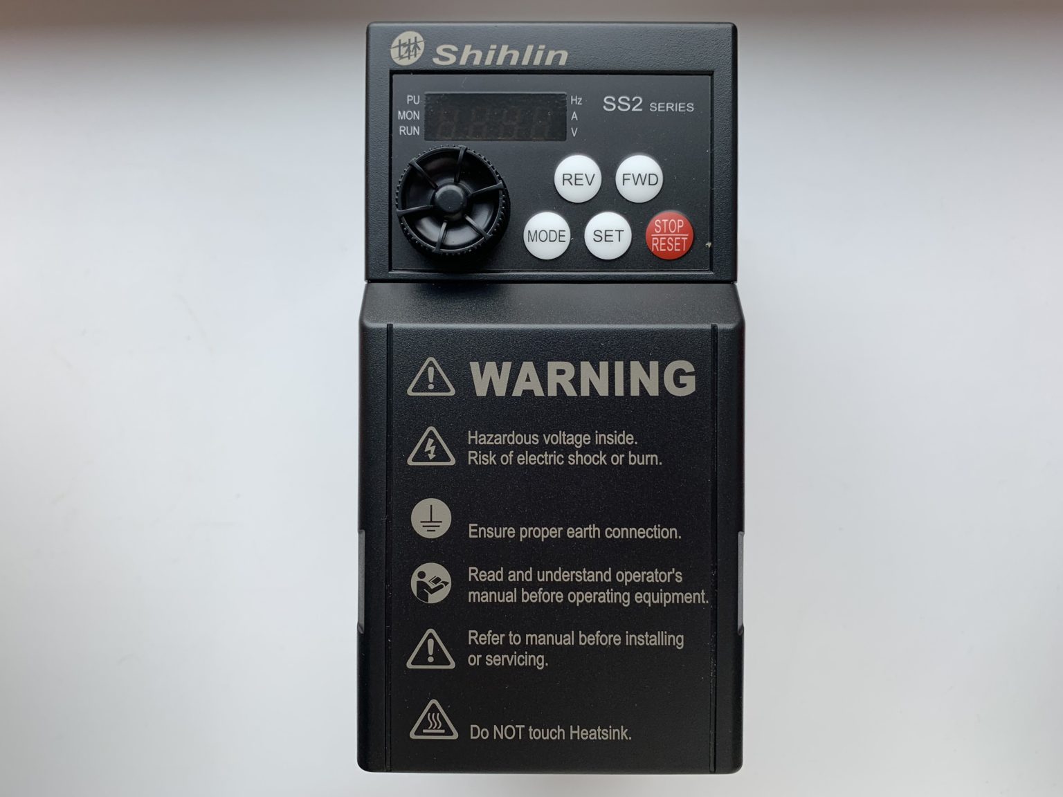 Компактные преобразователи частоты переменного тока Shihlin Electric ...